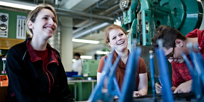 Styrk den helhedsorienterede STEM-undervisning på de tekniske erhvervsuddannelser - DTU ...